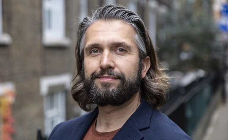 Bro Flow: Der ultimative Guide zur Trendfrisur 2022