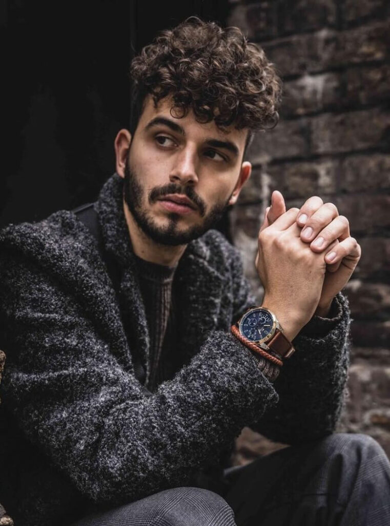 Männer Frisuren Locken: Tipps und Ideen für lockiges Haar