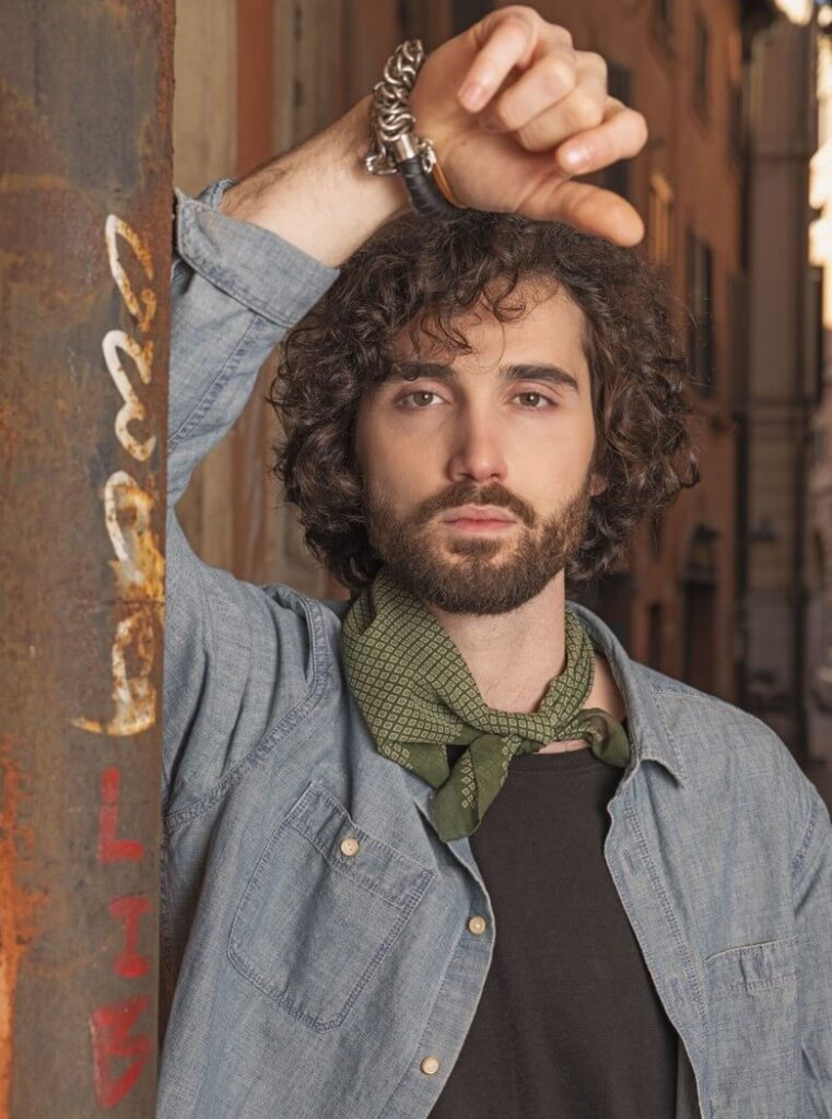 Männer Frisuren Locken: Tipps und Ideen für lockiges Haar