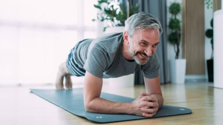 Was bringen Planks? Tipps vom Profi mit kompletter Anleitung