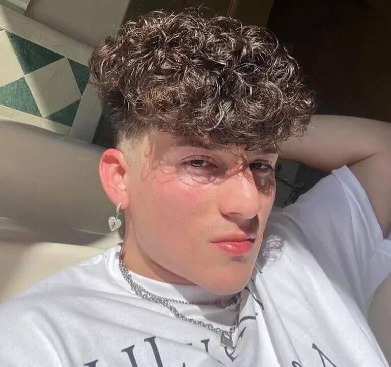 Broccoli Haircut ️ Mach den Schritt zu Deinem Signature-Style!